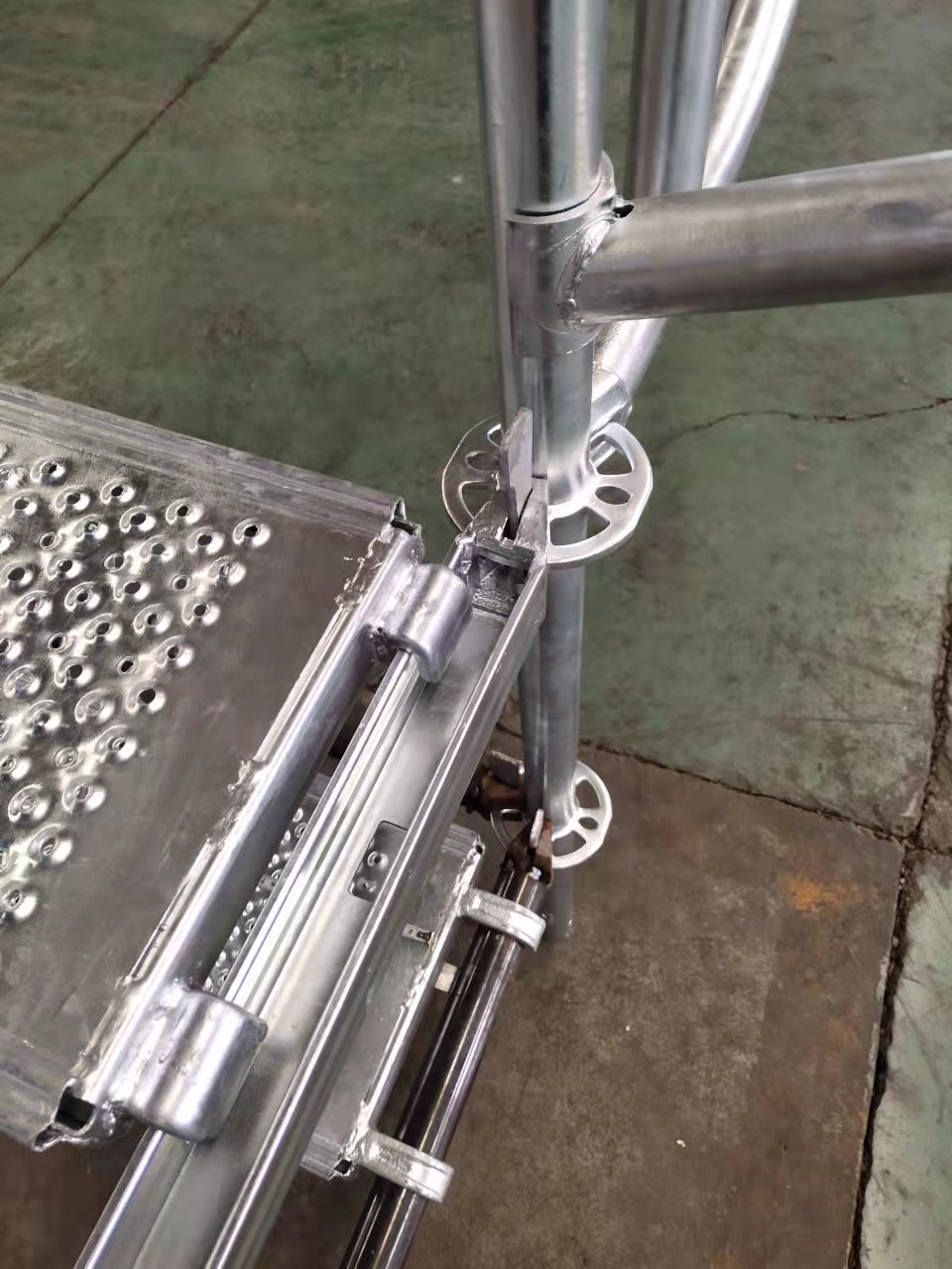 Secure Ringlock Scaffolding Systems - UTM